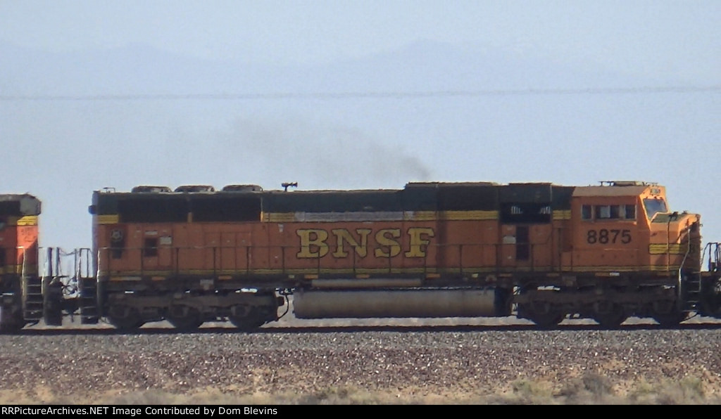 BNSF 8875